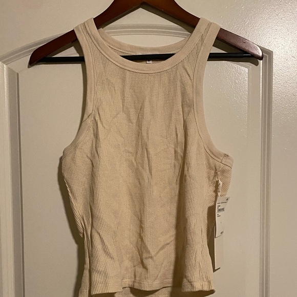 Good American | Tops | Good American Beige Ribbed Tank Top | Poshmark